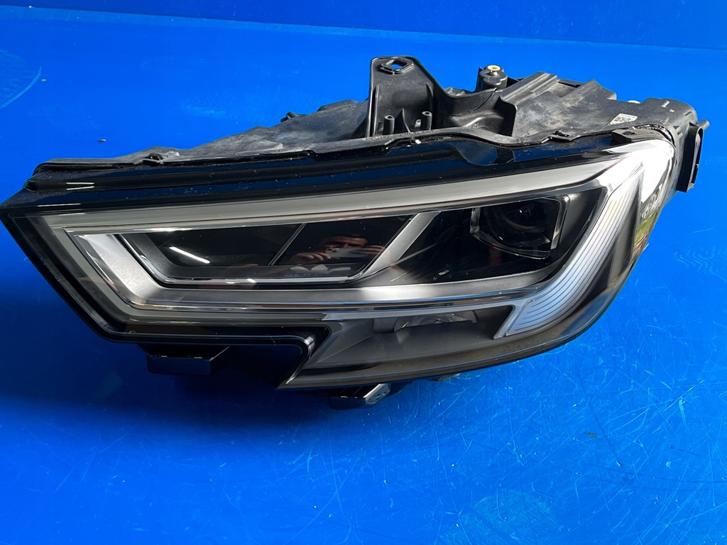 Lampa FULL LED MATRIX AUDI A3 8V LIFT HELLA BDB - 12623116358 - oficjalne archiwum Allegro