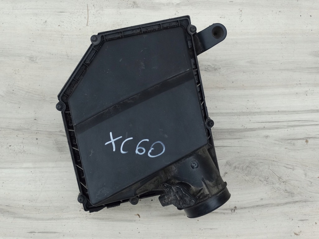 VOLVO XC60 II OBUDOWA FILTRA POWIETRZA 31474862 - 13882781710 ...