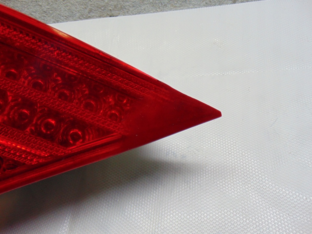 Купить Фонарь задний правый Mercedes W219 CLS LIFT A2198200664: отзывы ...