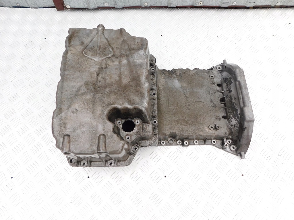 Mercedes Sprinter 906 3.0 V6 miska olejowa A6420140803 R6420143302 ...