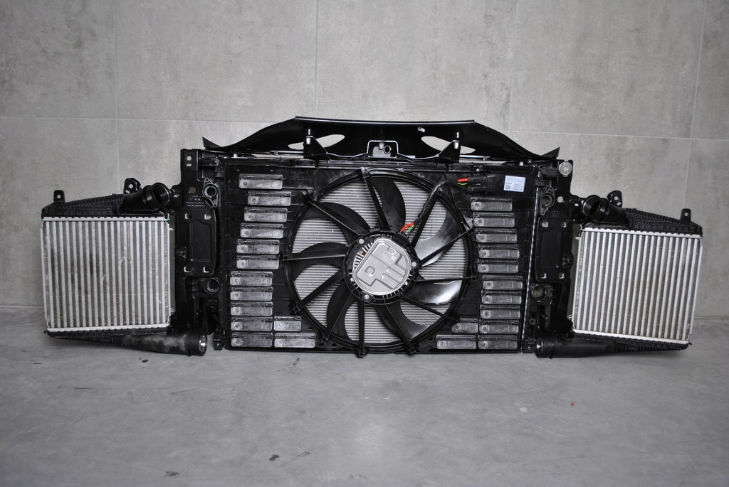 PAS PRZEDNI CHŁODNICE PORSCHE PANAMERA 4 971 - 13245740395 - oficjalne ...