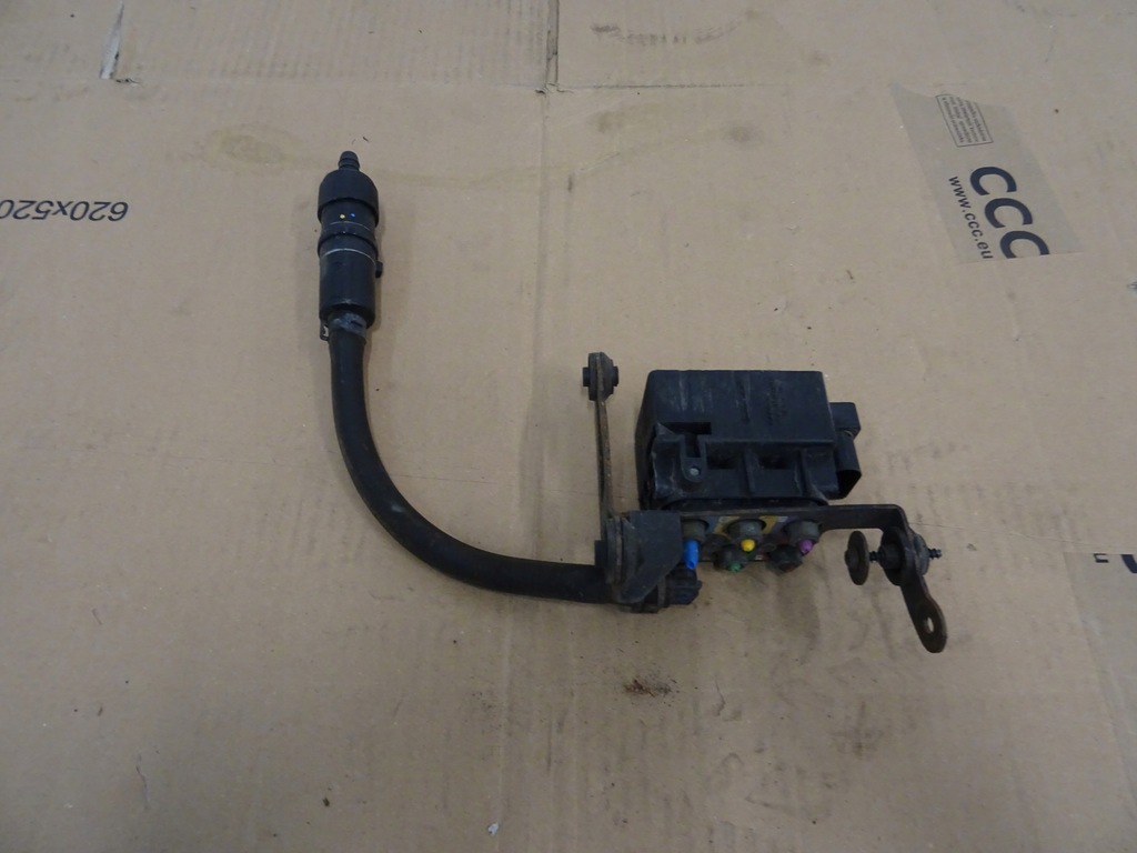 Zawór zawieszenia 97035815302 PANAMERA 970 LIFT - 11961094318 ...