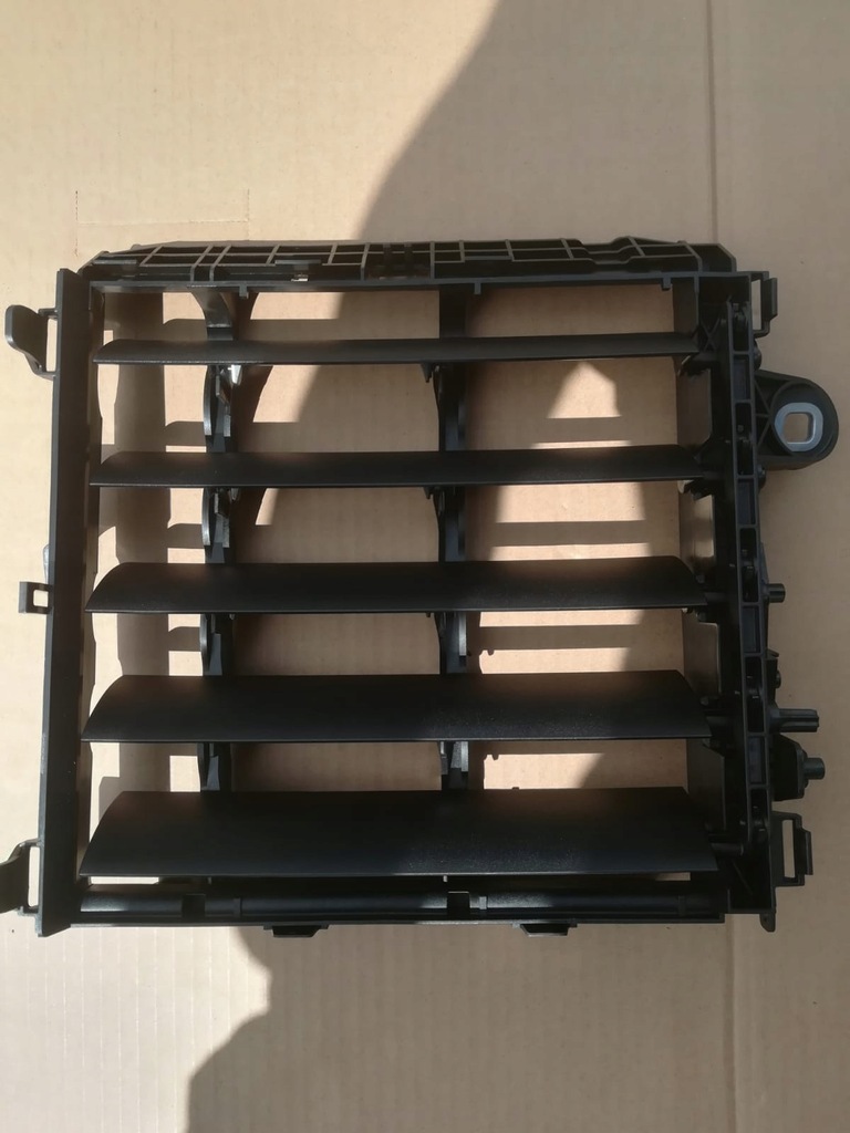 Porsche Cayenne 9Y żaluzja intercoolera 9Y0122356 - 9484415716 ...