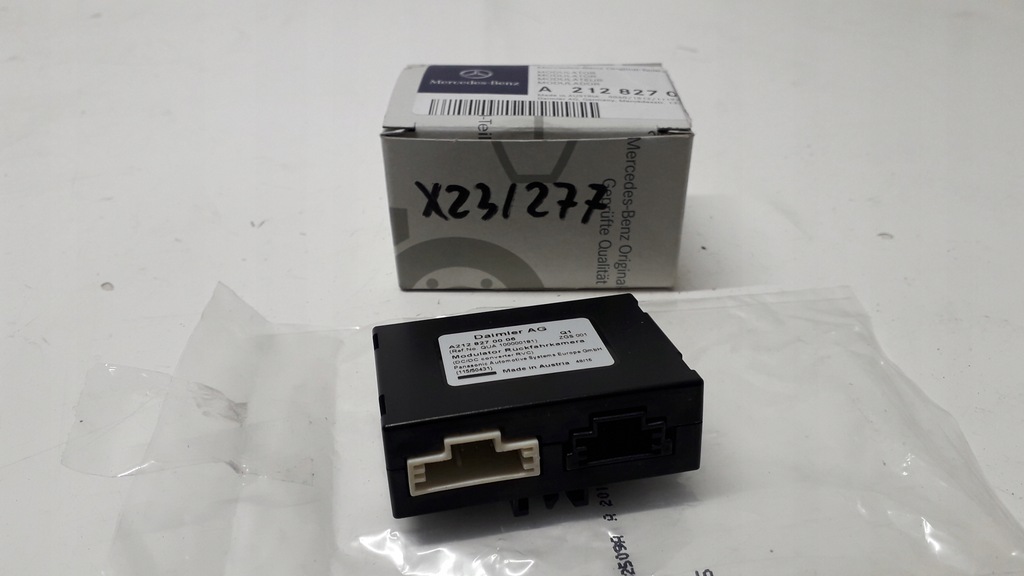 MERCEDES E W212 MODUŁ KAMERY COFANIA A2128270006 - 13611252008 ...