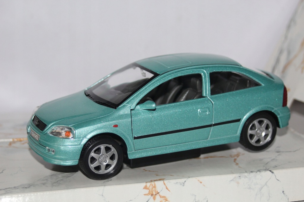 WELLY OPEL ASTRA G 1/24 - 12470791877 - oficjalne archiwum Allegro