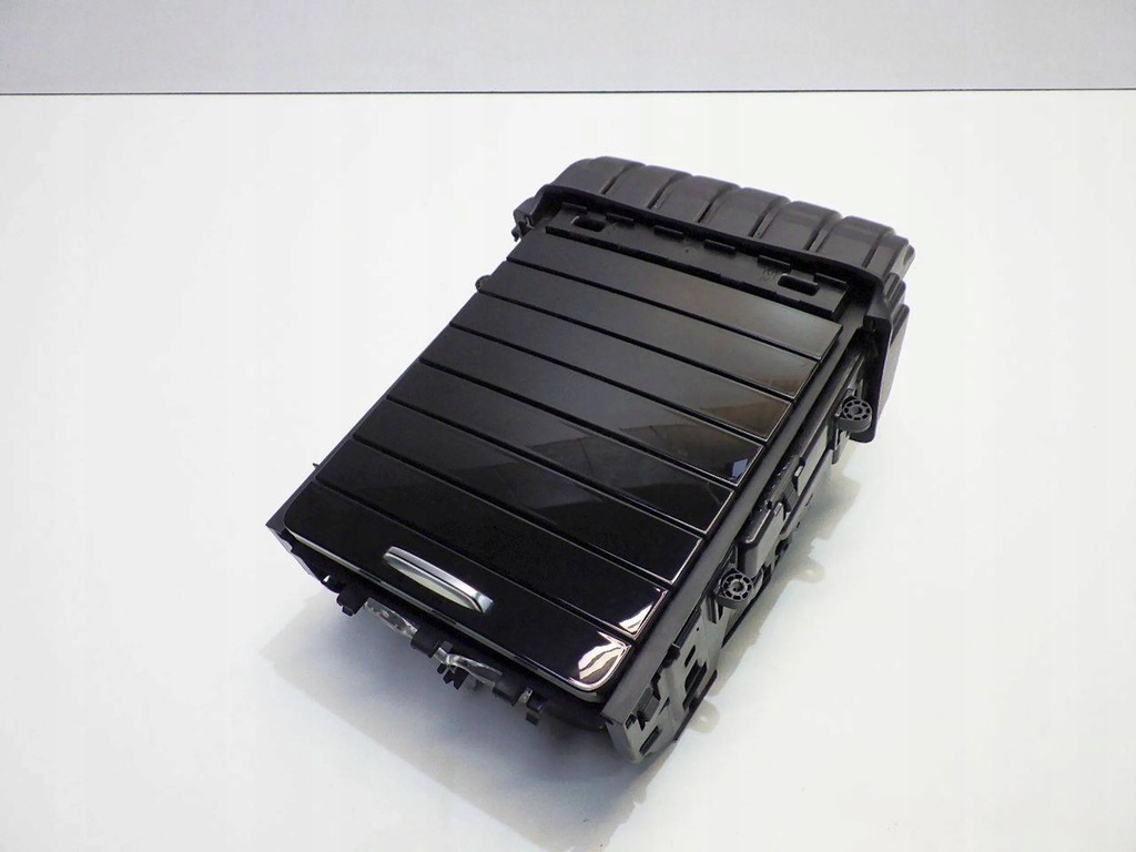 MERCEDES CLA W118 2022 CUPHOLDER SCHOWEK TUNELU - 13746145162 ...