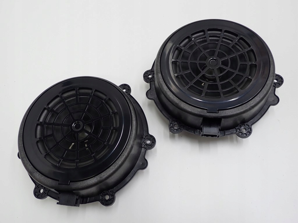 GŁOŚNIK WZMACNIACZ SUBWOOFER BOSE PORSCHE TAYCAN - 12255381906 ...