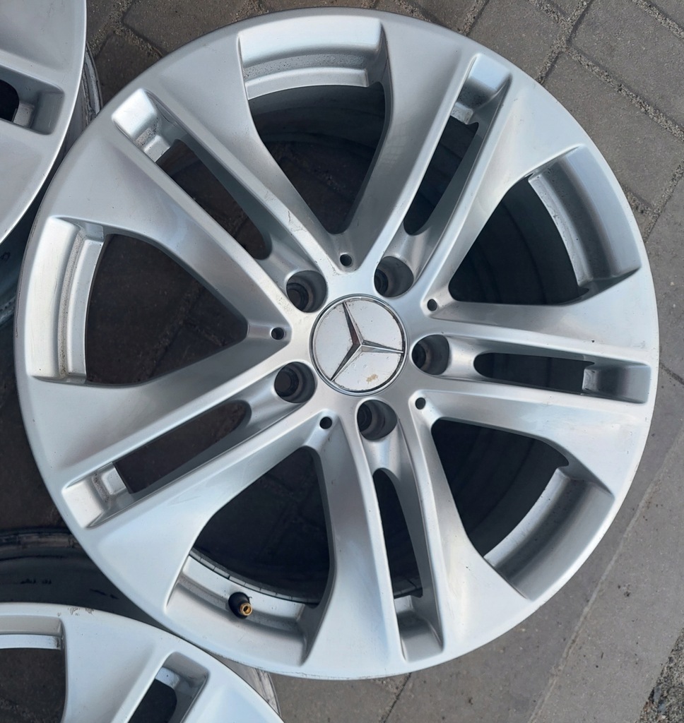 Felgi aluminiowe 17 MERCEDES E KLASA ORYGINALNE - 13133725968 - oficjalne archiwum Allegro