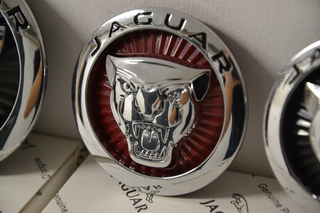 emblemat znaczek logo gilla Jaguar f pace XE XJ XF - 12461679102 ...