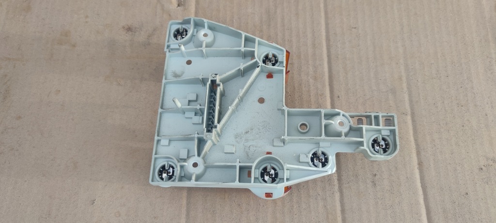 WKŁAD LAMPY LEWY TYŁ MERCEDES W211 A2118200177 - 12589327585 ...