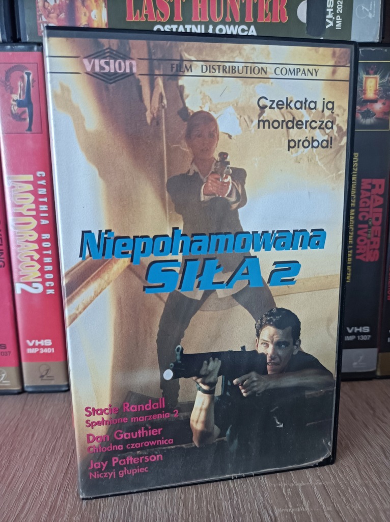 Niepohamowana Siła VHS - 17129023979 - oficjalne archiwum Allegro