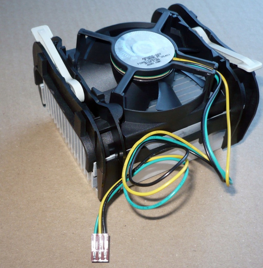 Radiator aluminiowy z wentylatorem -intel nowy!!! - 11518352506 ...