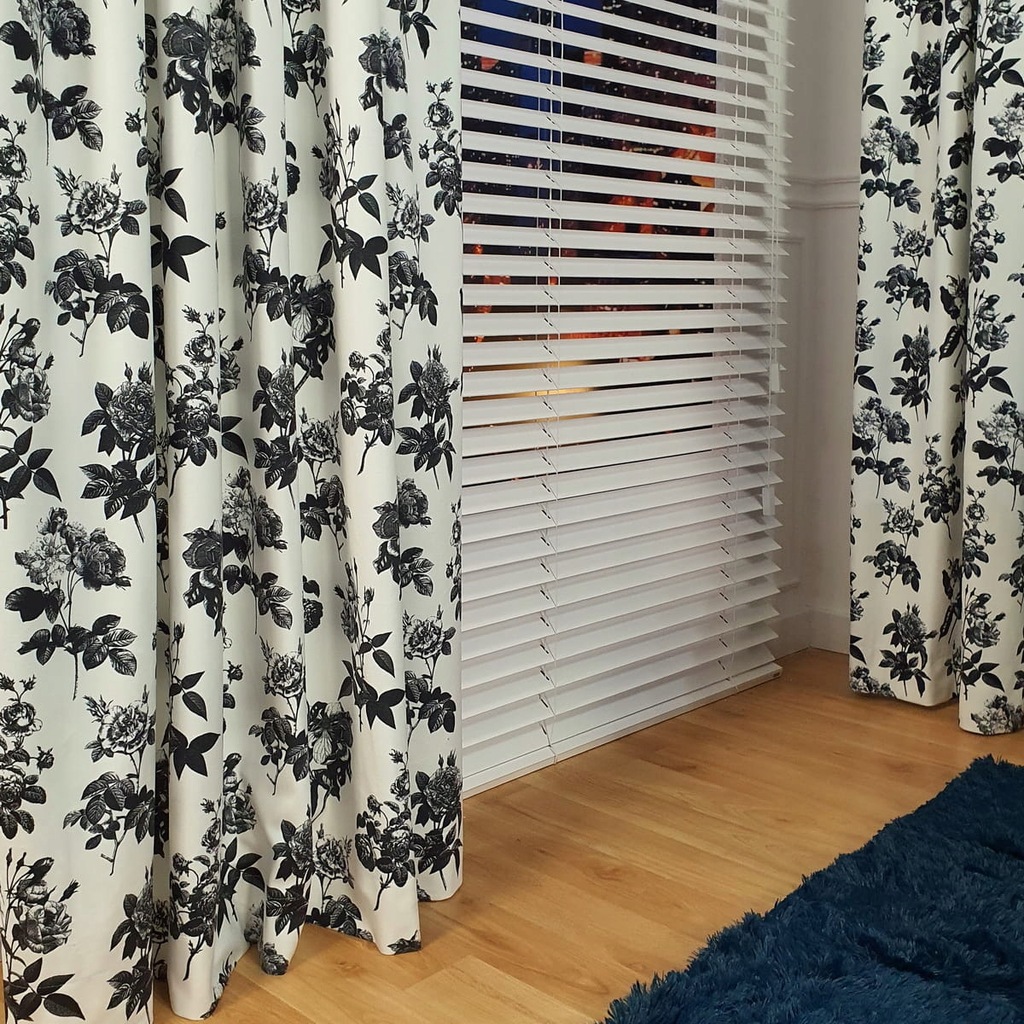 Tkanina dekoracyjna w kwiaty szer. 150 cm VELVET. - 11436969746 - oficjalne archiwum Allegro