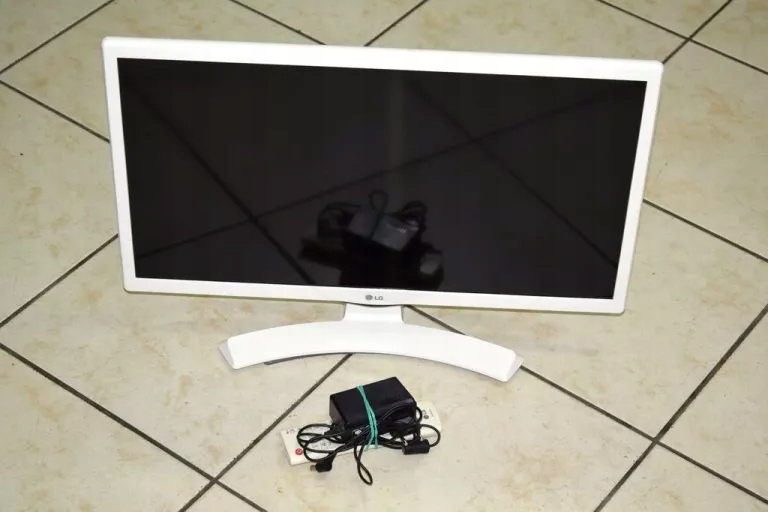 TELEWIZOR LED LG 24 CALE PILOT ŁADNY STAN OKAZJA - 16989824241 - oficjalne archiwum Allegro