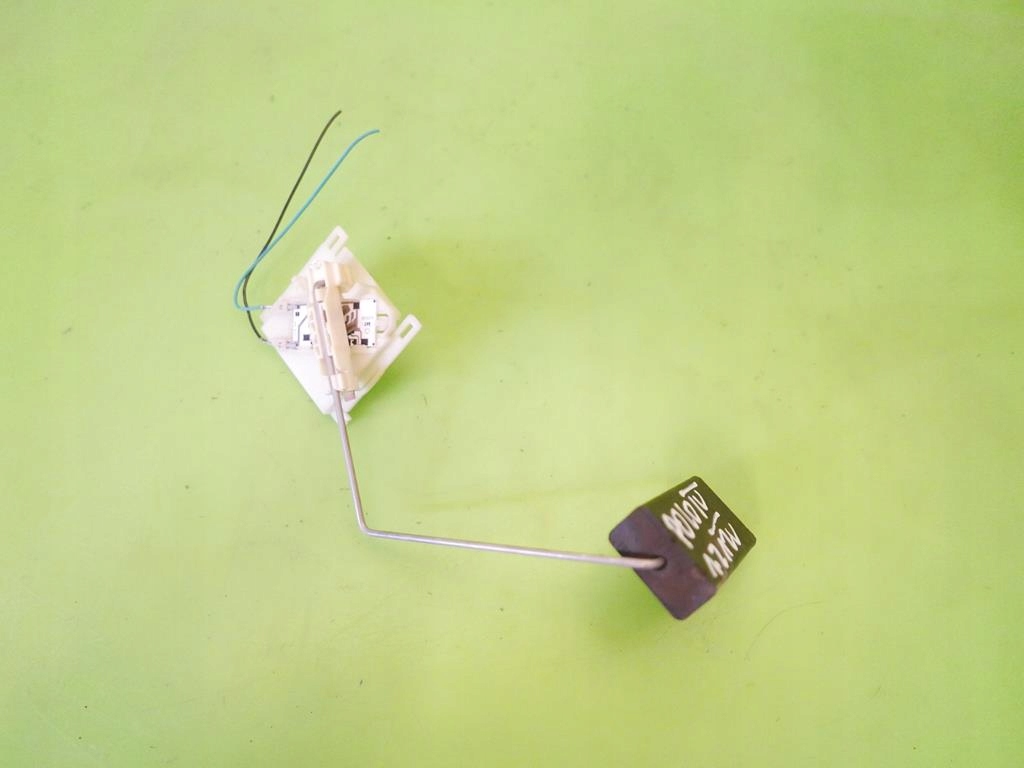 CZUJNIK POZIOMU PALIWA PŁYWAK VW POLO IV 9N 1.2 HB - 14533528197 ...