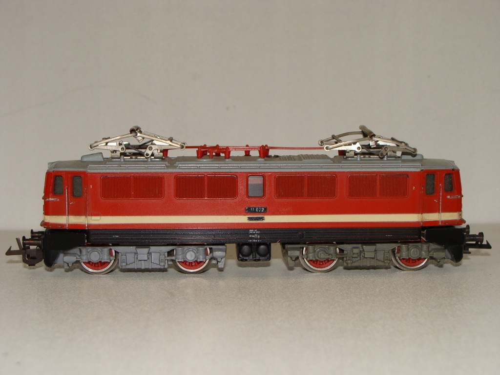 LOKOMOTYWA ELEKTROWÓZ E 11 022 - GUTZOLD- TT - 14113627977 - oficjalne archiwum Allegro