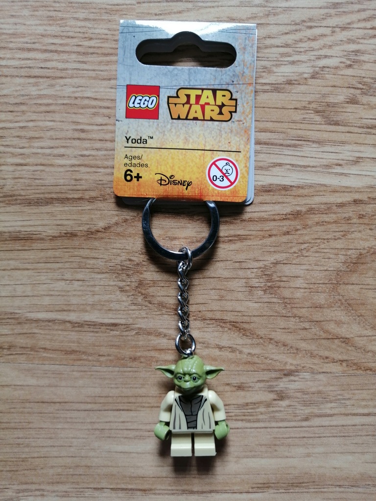 Lego - Brelok do kluczy z Mistrzem Yodą - 9256908002 - oficjalne ...