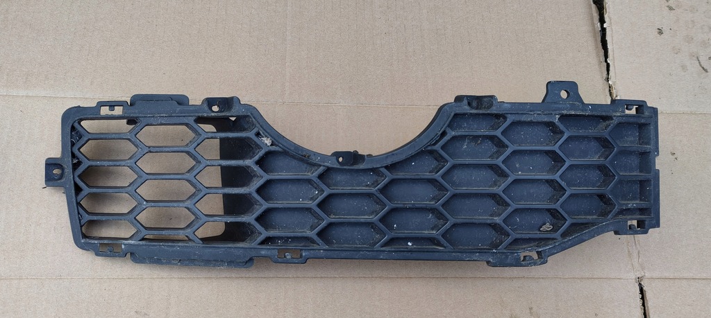 Ramka halogenu prawa kratka Chevrolet Captiva 06- - 11707516273 ...