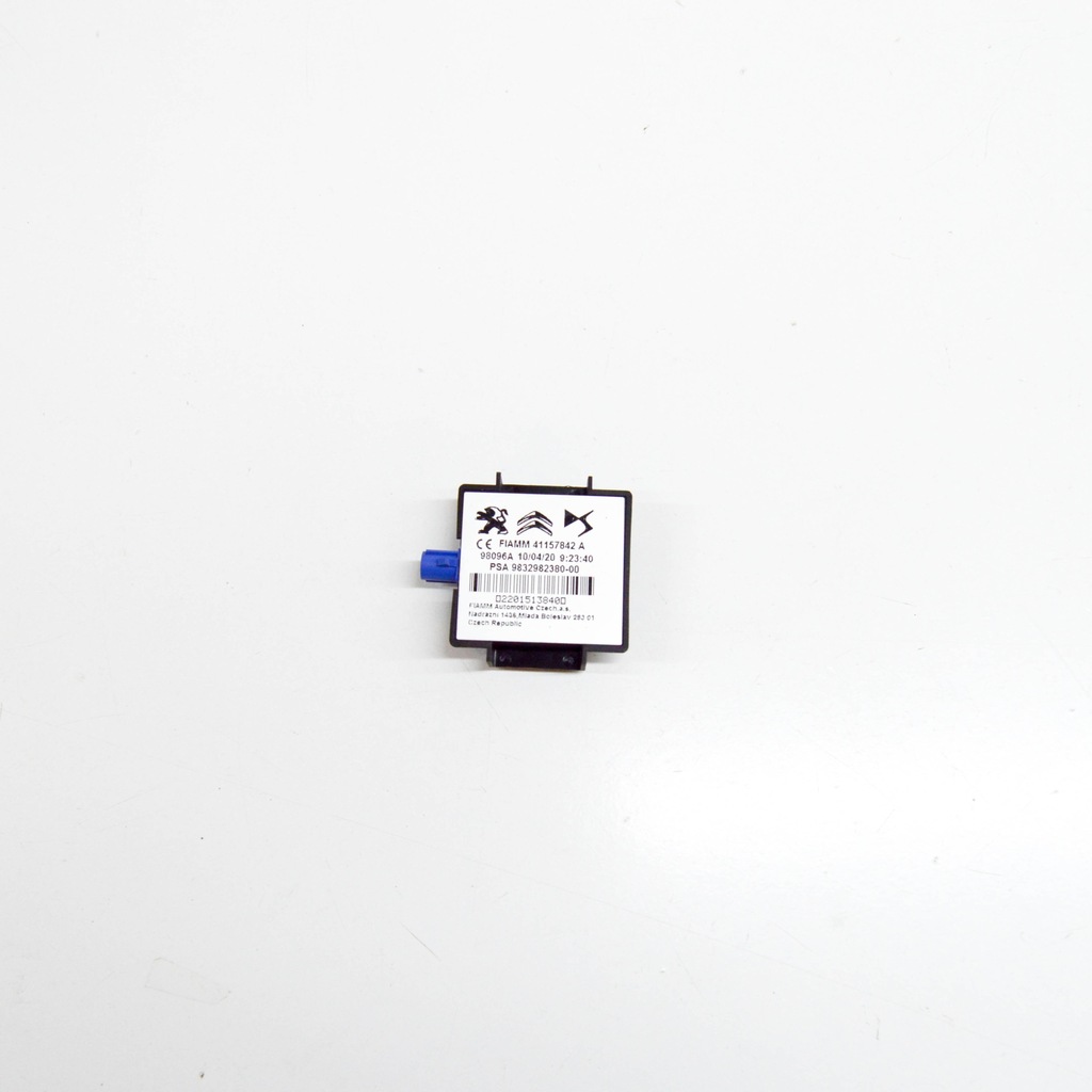 9832982380 Antena PEUGEOT 2008 II 1.2 PureTech 100 74kw 2020 ...