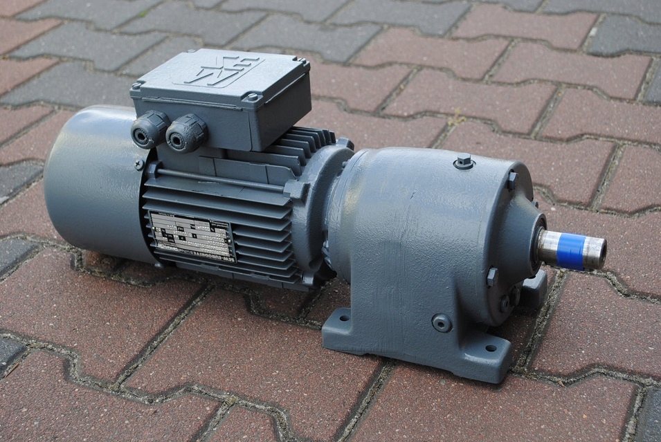 Motoreduktor 0.55kw. 204obr./min. z hamulcem. SEW - 9235498148 - oficjalne archiwum Allegro