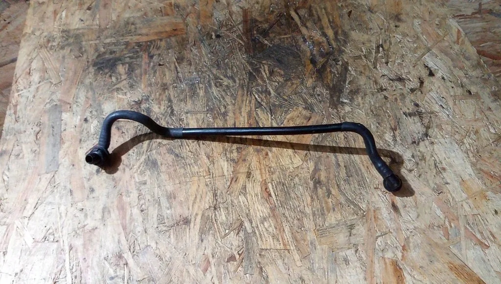 Przewód podciśnienia VW Passat B5 1.9 TDI Lift - 13020552999 ...