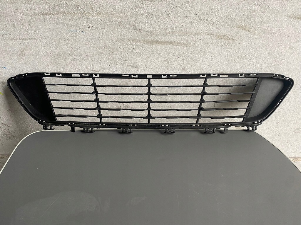 Kratka zderzaka środkowa BMW X1 f48 cala orginal - 11792857246 ...