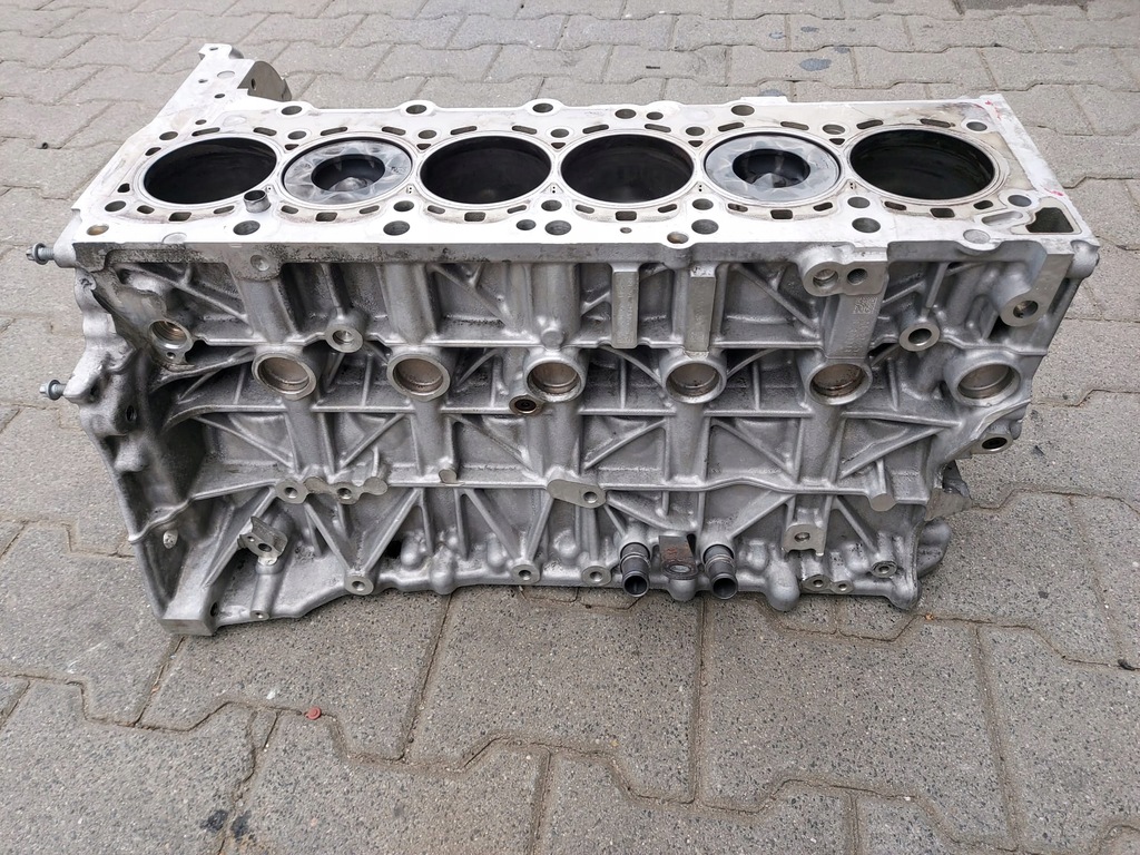 BLOK SILNIKA BMW X5 3.0 DIESEL N57D30C 67 TYŚ KM - 12726862367 ...