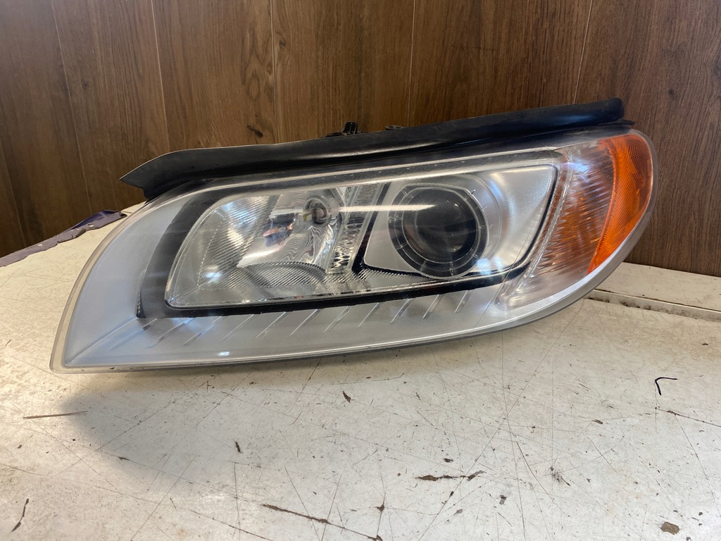 VOLVO V70 S80 LAMPA LEWY PRZÓD XENON 31214347 - 13719066377 - oficjalne ...