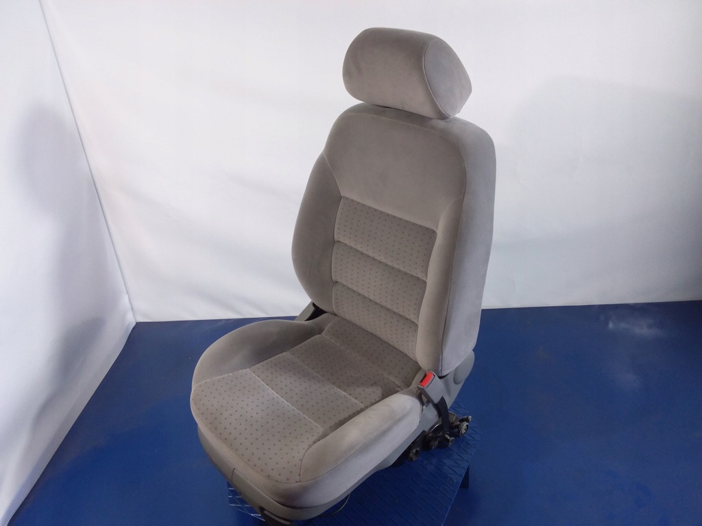 VW BORA GOLF IV FOTEL PASAŻERA PRAWY PRZÓD JASNY - 13309272882 ...