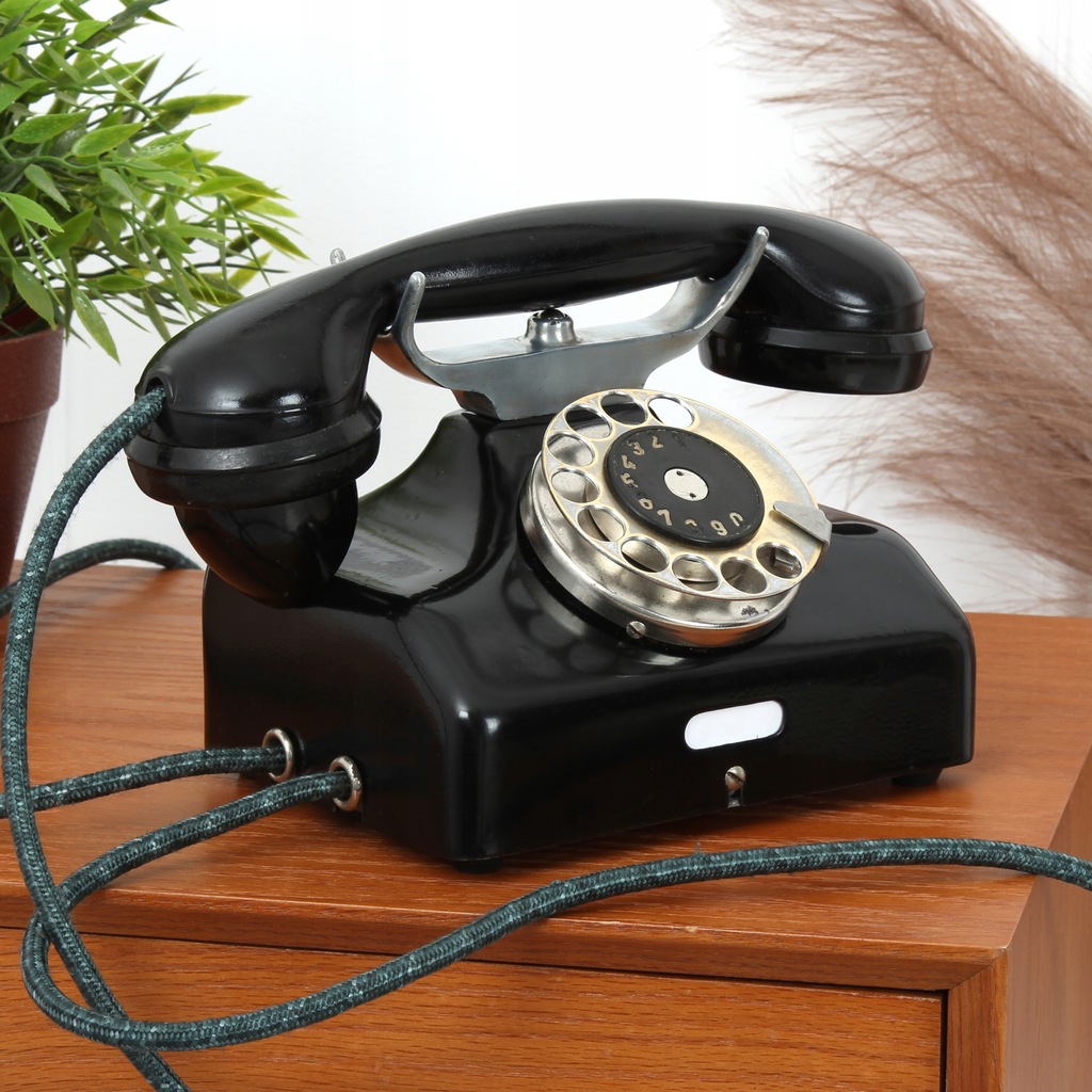 TELEFON TARCZOWY Z CZASÓW PRL CB-35 PZT lata 40 - 12375261577 - oficjalne archiwum Allegro