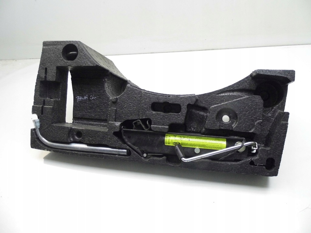 STYROPIAN WKŁAD BAGAŻNIKA VW PASSAT B6 KOMBI - 9543757973 - oficjalne ...