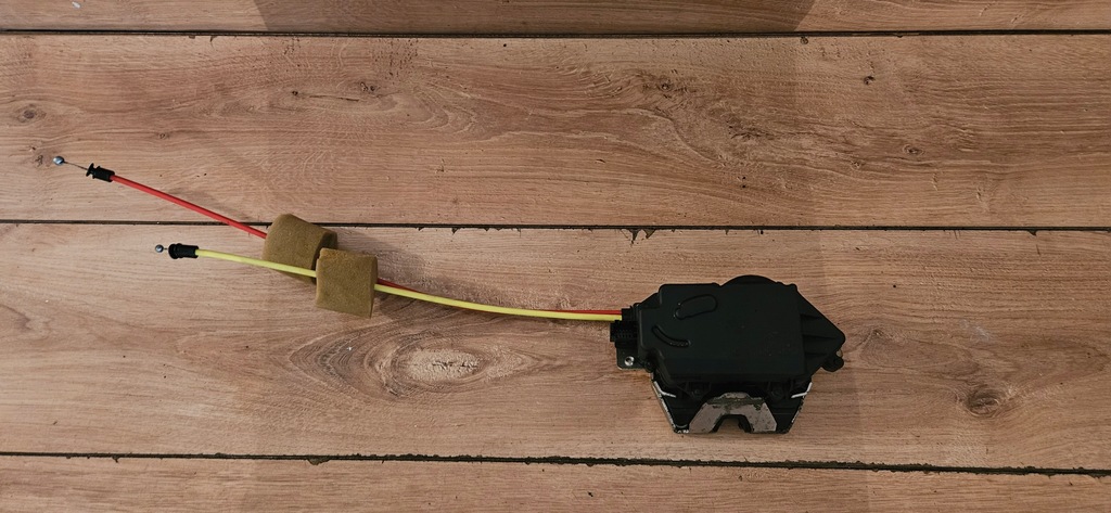 ZAMEK KLAPY TYŁ KOMBI MERCEDES W211 A2117400036 - 14182509442 ...