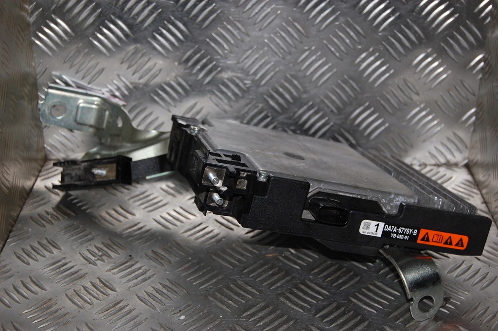 Mazda CX3 konwerter napięcia DA7A-67Y6Y-B - 9687727726 - oficjalne ...