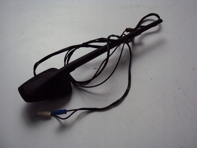 ANTENA DACHOWA RENAULT KANGOO III 21- - 13478571021 - oficjalne ...