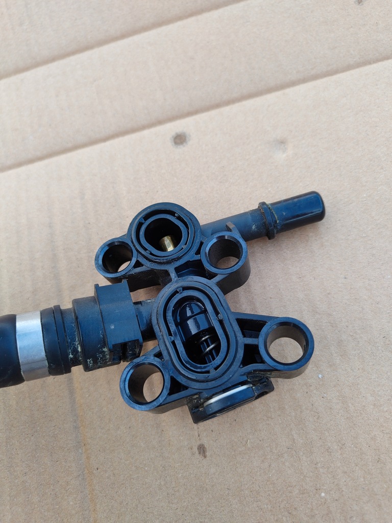 TERMOSTAT CHŁODNICY OLEJU 70564516 BMW F20 F30 - 13908693123 ...