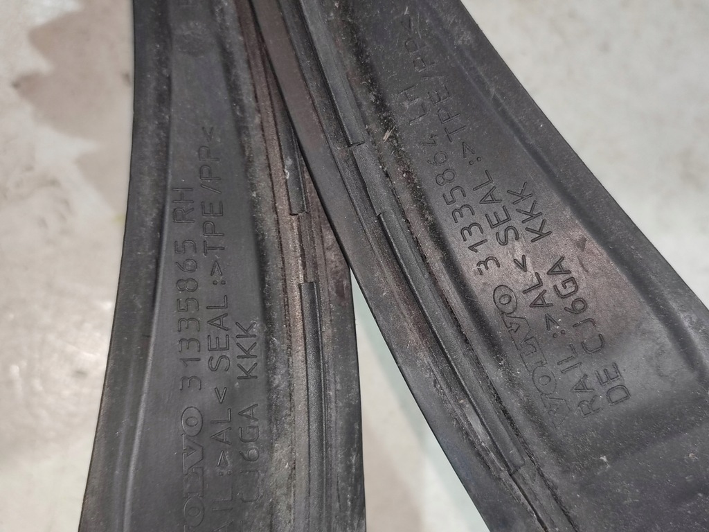 VOLVO V60 LISTWA SZYBY CZOŁOWEJ 31335864 LEWA - 12242849823 - oficjalne ...