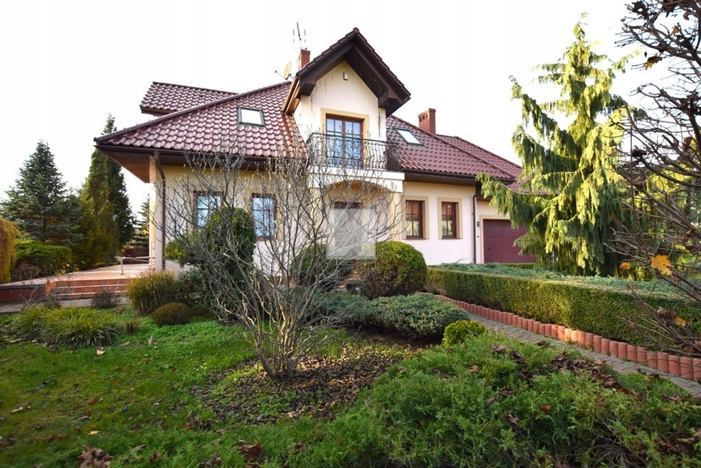 Dom, Jarosław (gm.), Jarosławski (pow.), 180 m² - 12945991677 - oficjalne archiwum Allegro