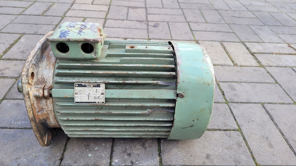 Silnik elektryczny VEM 4KW 1400 obrotów - 11513503687 - oficjalne archiwum Allegro