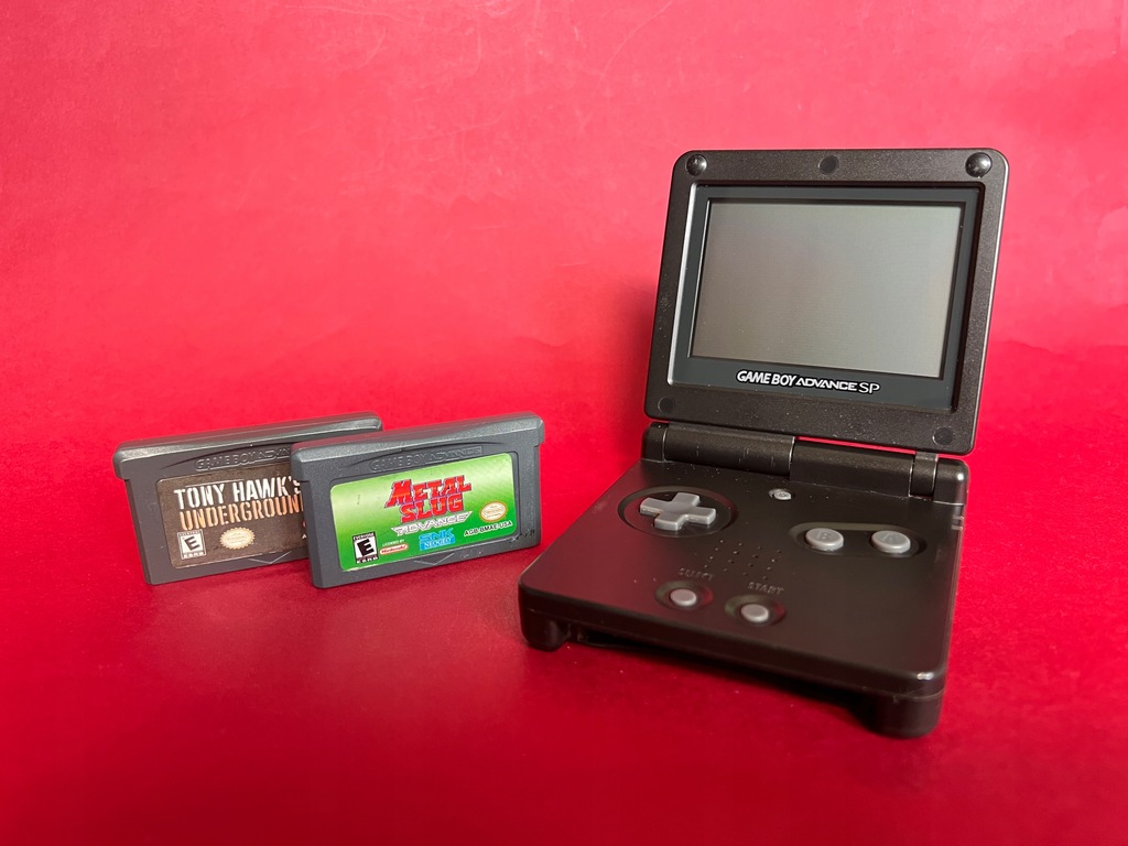 Nintendo Game Boy Advance SP + 2 Gry - 12323284517 - oficjalne archiwum ...