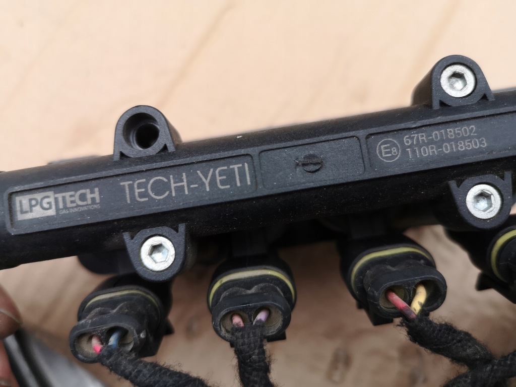 LPG-TECH TECH YETI LISTWA WTRYSKOWA GAZU 4 CYL - 11307850901 - oficjalne archiwum Allegro