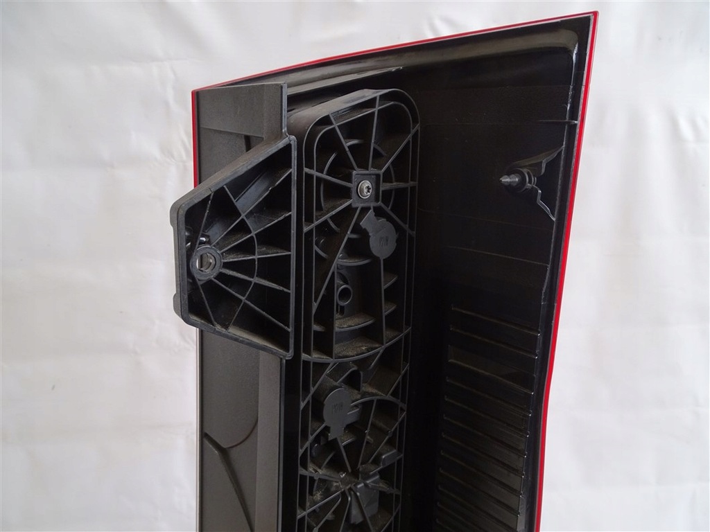 LAMPA LEWA TYŁ MERCEDES SPRINTER 910 A9108200000 - 8418744990 ...