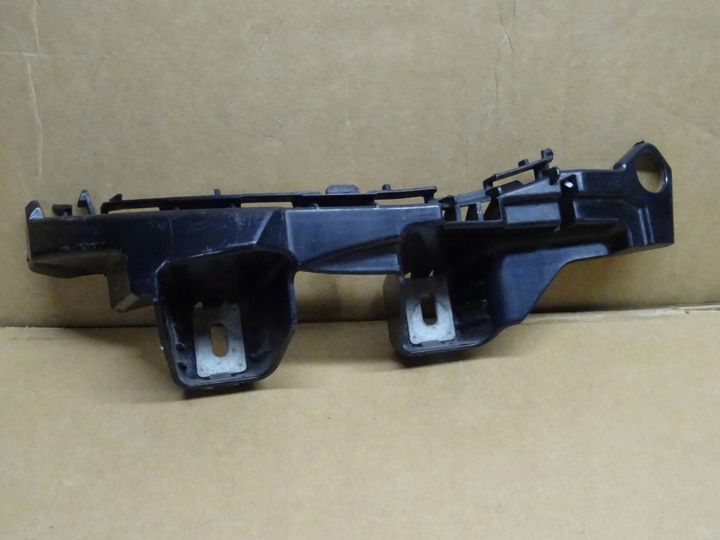 MERCEDES W205 ŚLIZG ZDERZAKA LEWY TYŁ A2058850365 - 13687906388 ...