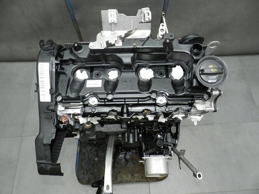 VW PASSAT B8 2.0 tdi SILNIK MOTOR DSR 8KM jak nowy - 12200406657 ...