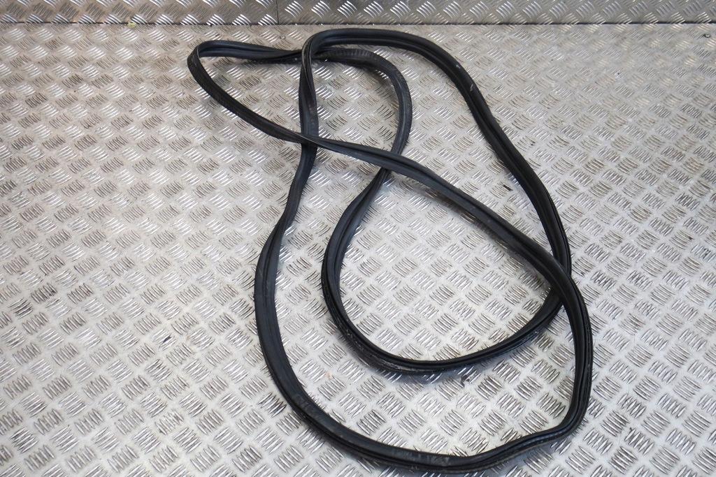 USZCZELKA DRZWI MERCEDES W447 A447 - 11563173706 - oficjalne archiwum ...