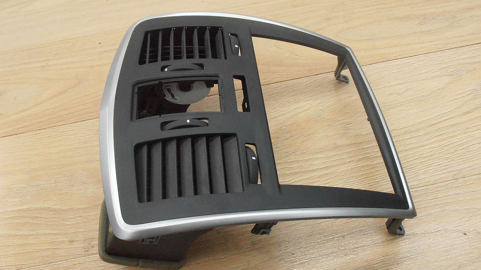 Cadillac BLS 2008r PANEL ŚRODKOWY + KRATKI NAWIEWU - 10895083861 ...