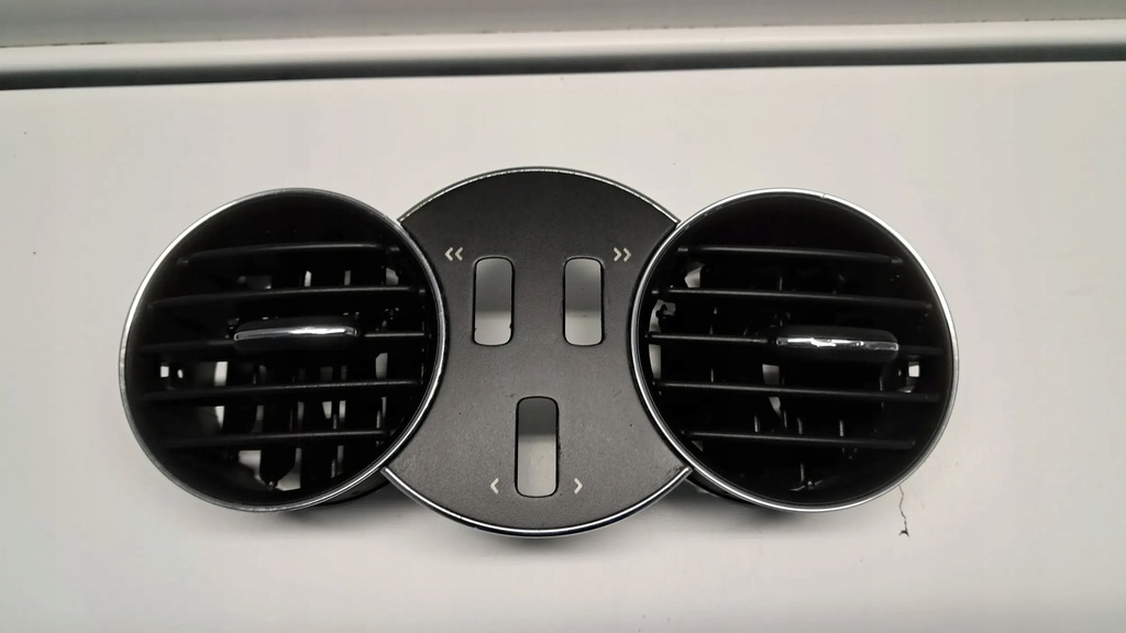 Mercedes-Benz CLK W209 środkowa kratka nawiewu deski czarna ...