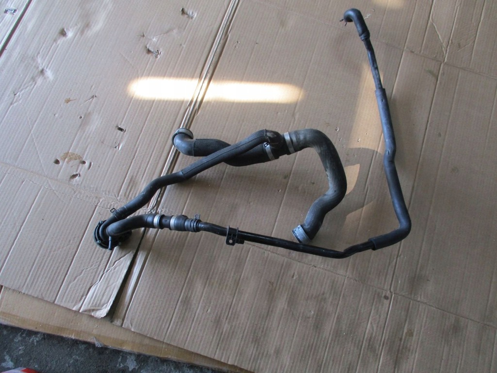 MERCEDES W212 W218 WĄŻ RURKA WODY - 8743520813 - oficjalne archiwum Allegro