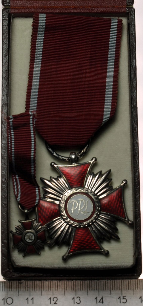 SREBRNY Krzyż Zasługi PRL Medal Odznaczenie MINIATURKA PUDEŁKO - 17551486693 - oficjalne ...