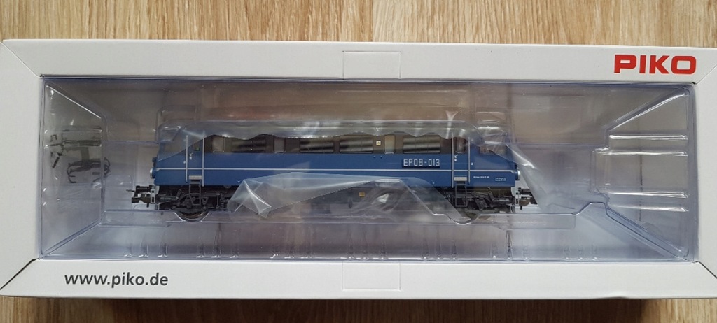 EP08-013 PKP IC H0 PIKO 96383 z dekoderem jazdy - 12792237272 - oficjalne archiwum Allegro