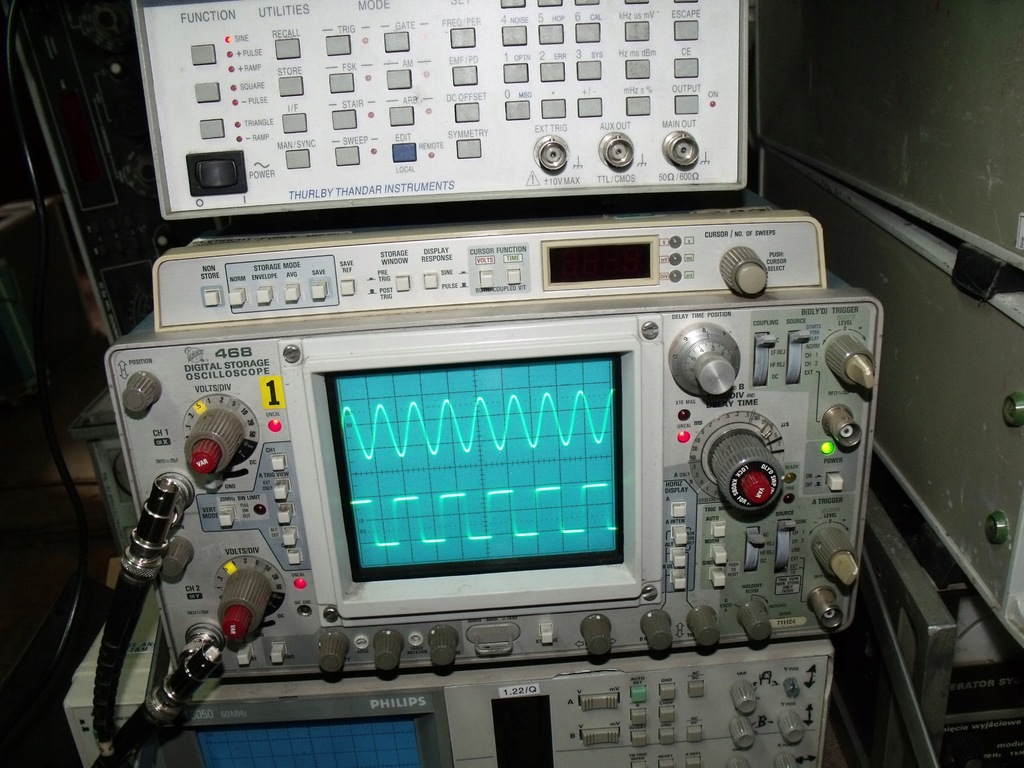 Oscyloskop Tektronix 468 - 12992625389 - oficjalne archiwum Allegro